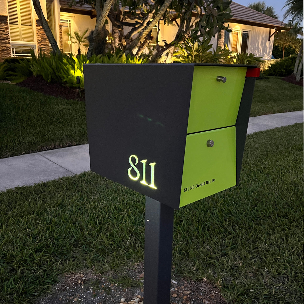 Modern Mailbox | Locking Package Dropbox in Jet Black – TedStuff.com