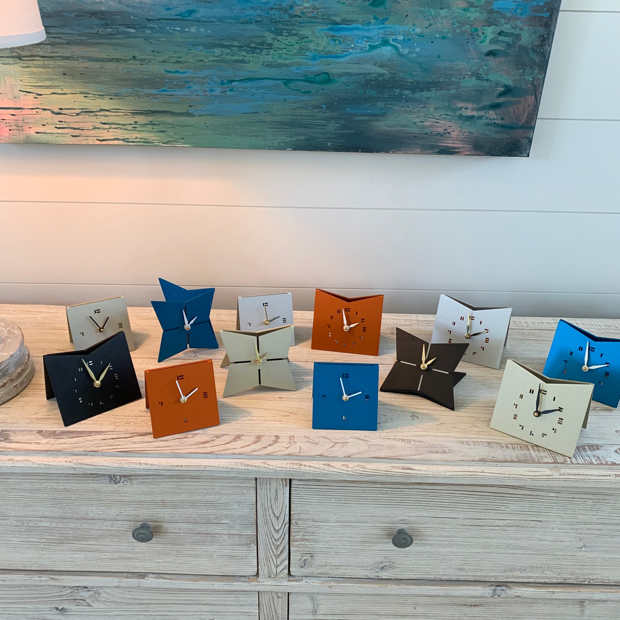 Modern & Contemporary Desk and Shelf Clocks | StarFish Clock